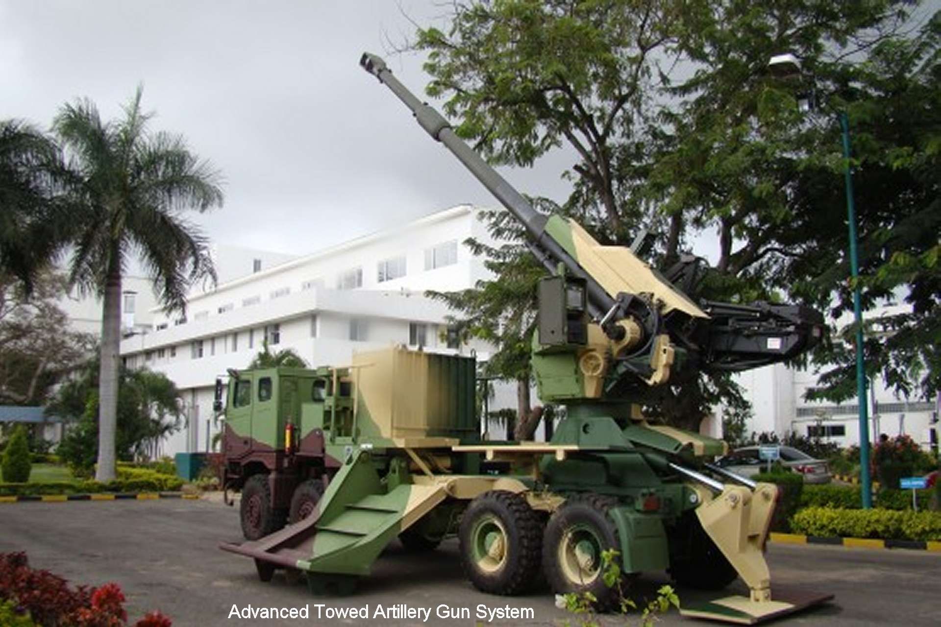 India Launches Major Call for Tender to Acquire Advanced Lightweight Artillery Guns